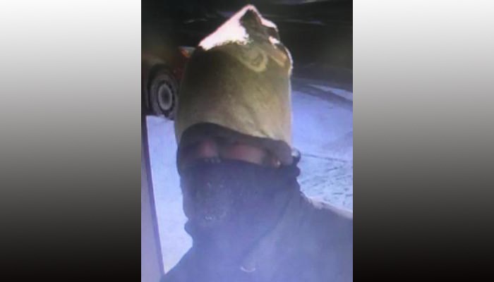 Armed Robber Sought Following Downtown Stick Up Barrie News
