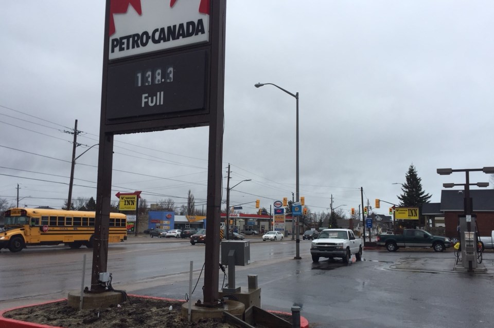 Canadian Tire, Petro-Canada to partner on gas stations, rewards ...