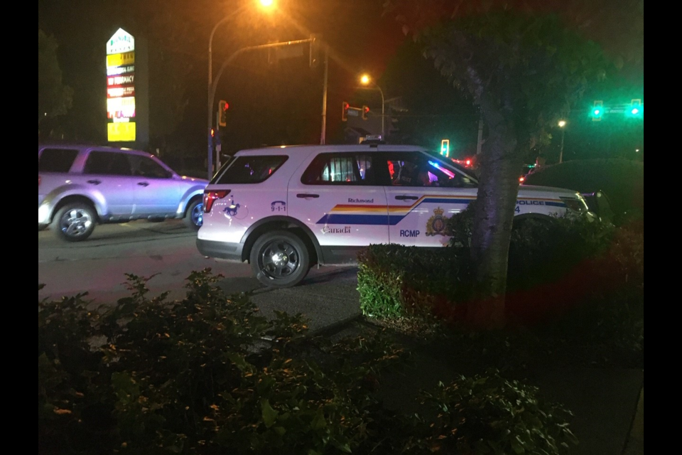 Update Photos Show Richmond Rcmp Cruiser Crash Aftermath Richmond News 8024