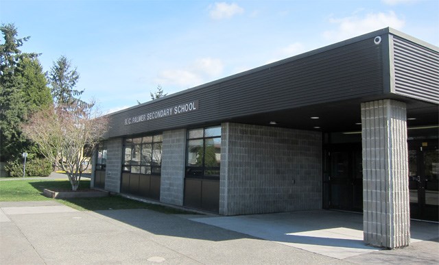 Richmond Mounties Probing Sex Assault On Teenage Girl On School Grounds Richmond News 0503