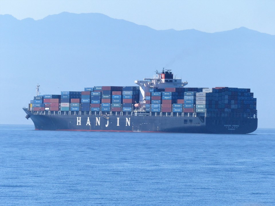 Container ship Hanjin Vienna leaves Victoria waters - Victoria Times ... Container ship Hanjin Vienna leaves Victoria waters - Victoria Times ...