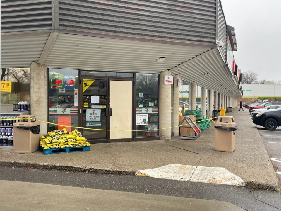 Guelph police arrest man after armed convenience store robbery (UPDATE ... Guelph police arrest man after armed convenience store robbery (UPDATE ...