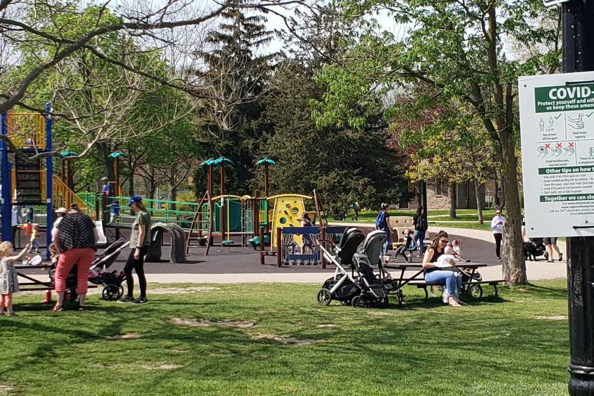 Warm weather brings concerns over crowding, masking in Kitchener parks ... Warm weather brings concerns over crowding, masking in Kitchener parks ...