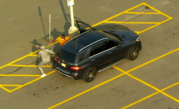 Video Vehicle Theft Suspect Nabbed Following Collision Fleeing On