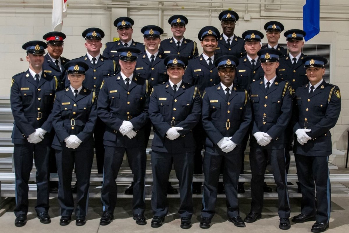 Orillia OPP detachment welcomes four new constables - Orillia News Orillia OPP detachment welcomes four new constables - Orillia News