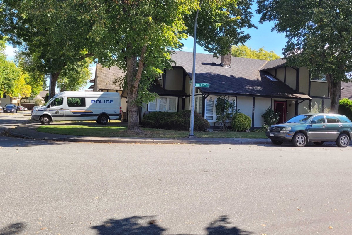 Mounties Seen Searching Detached Richmond Home Multiple Times Richmond News 5148