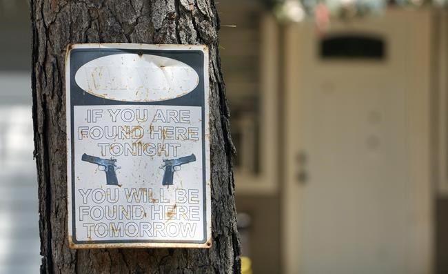 Widening Manhunt For Texas Gunman Slowed By Zero Leads North Shore News