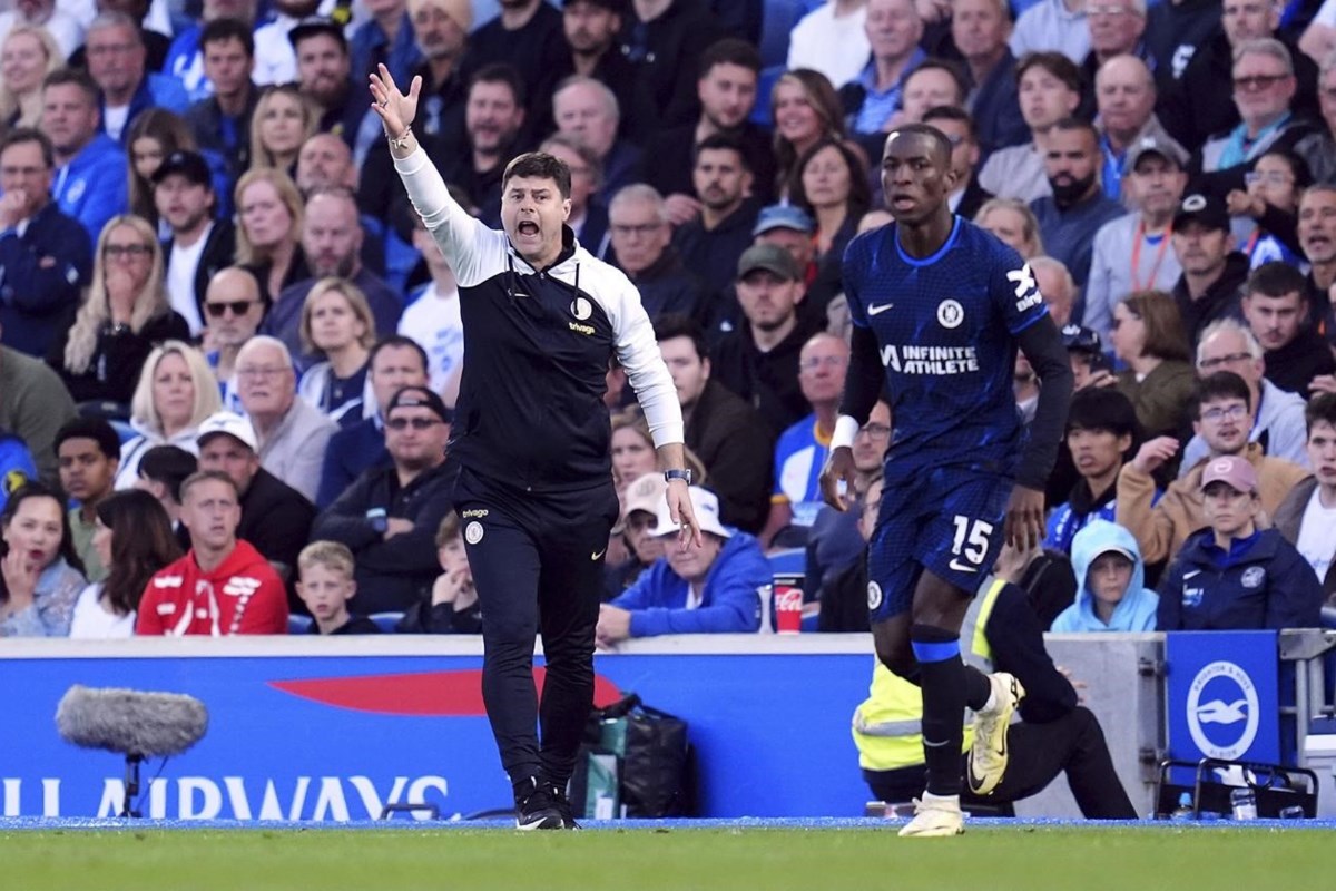 Nkunku Inflates Blue Balloon To Celebrate Goal In Chelseas 2 1 Win At Brighton In Premier