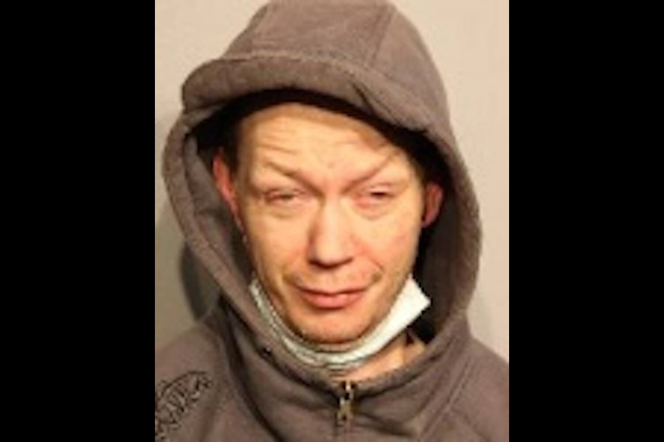 Nanaimo Man Charged With Forcible Confinement Arrested Victoria Times Colonist 5212