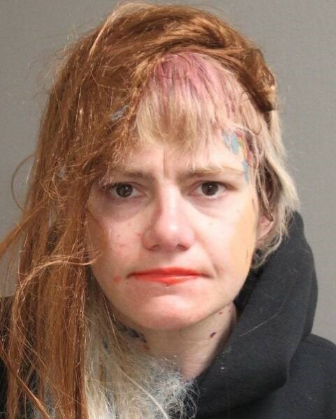 Arrest Warrant Issued For Woman Accused Of Nanaimo Thefts Victoria Times Colonist 7922