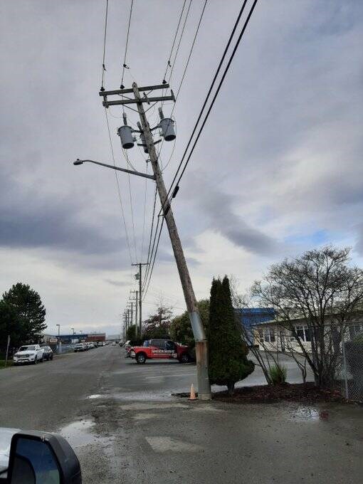 Sidney intersection closed due to leaning power pole - Victoria Times ... Sidney intersection closed due to leaning power pole - Victoria Times ...